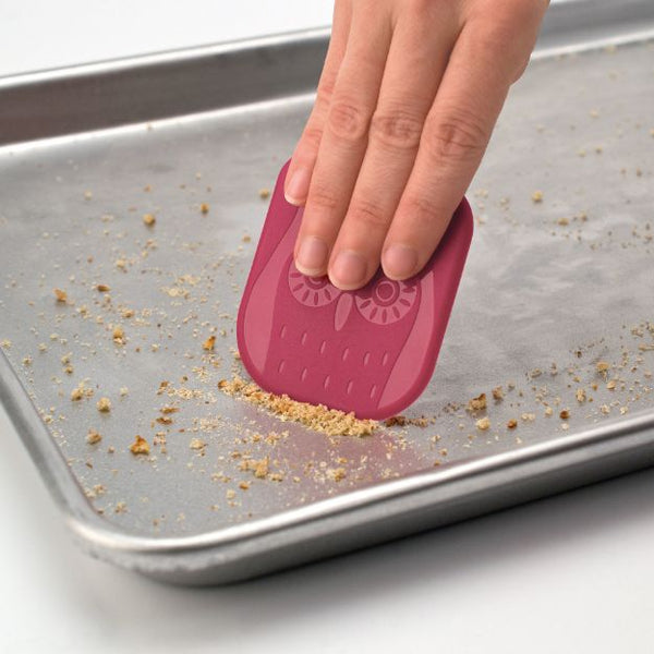 Tovolo Pan Scrapers (Set of 3): Owls 81-7925 – Zest Kitchen + Home